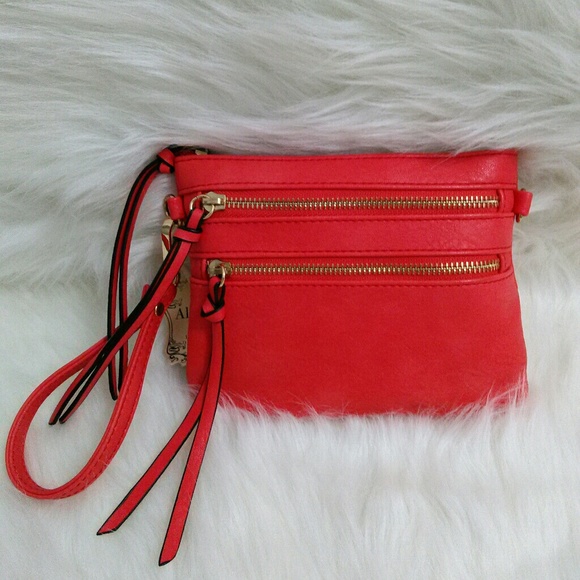 Alyssa | Bags | New Coral Handbag | Poshmark
